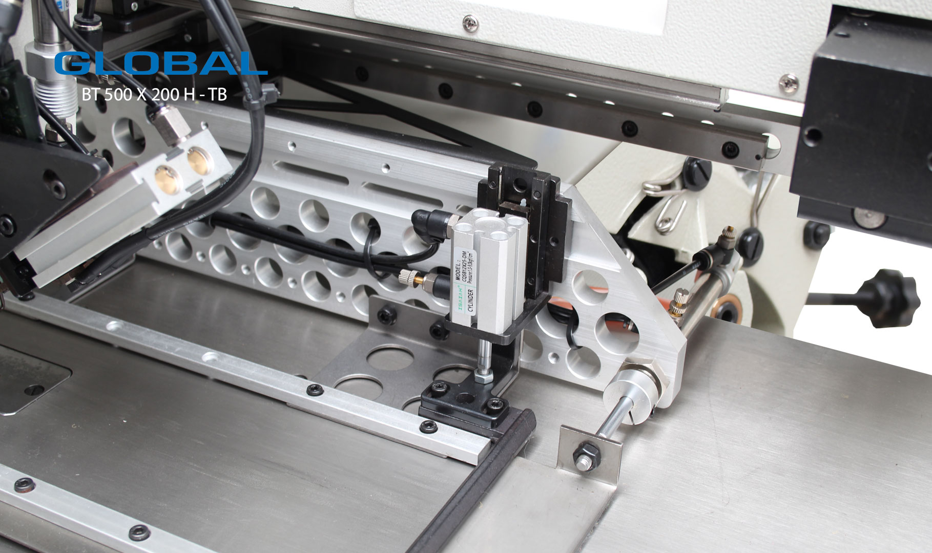 BT 500200 H-TB - Global International B.V.