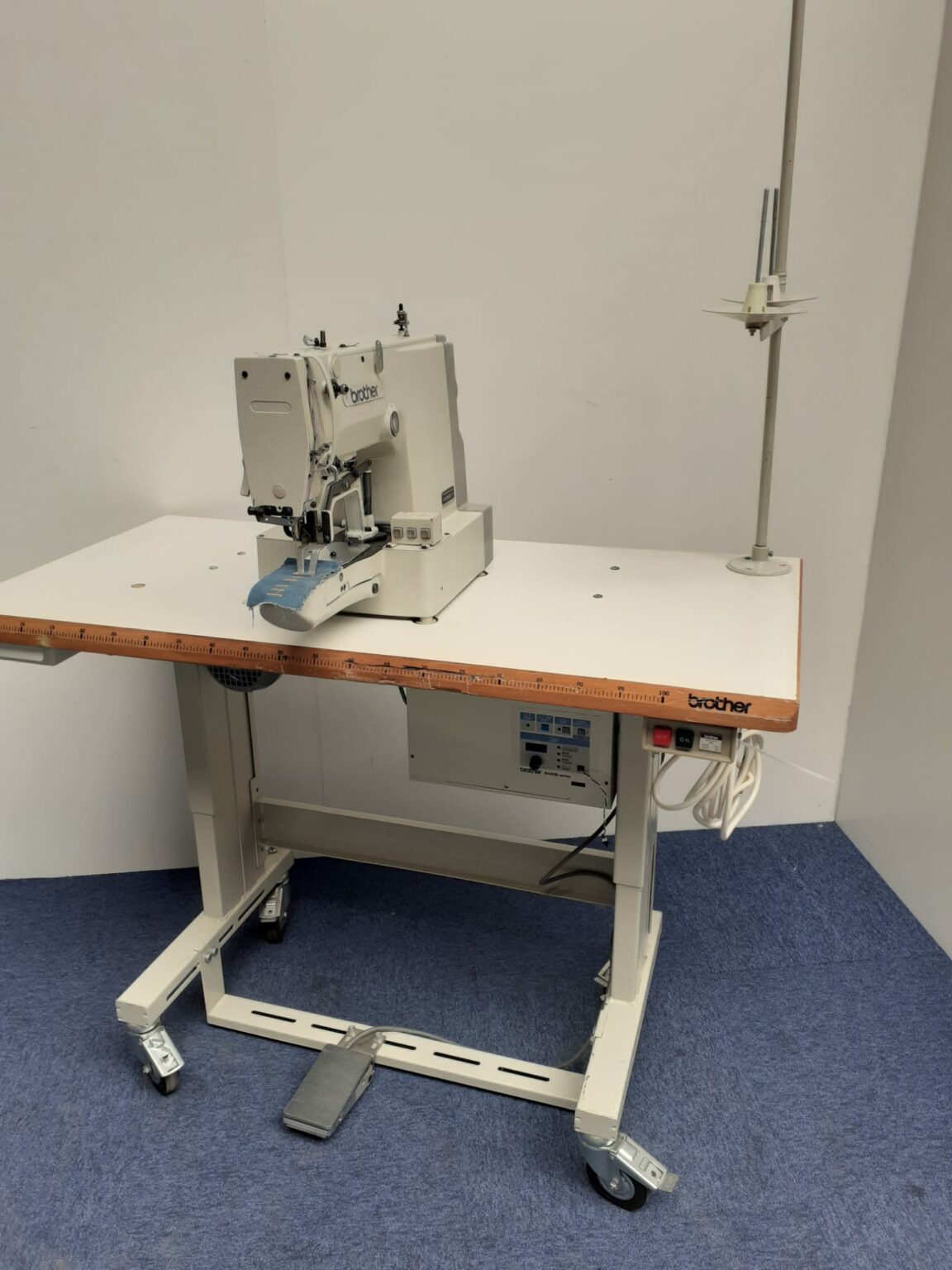 Used Industrial Sewing Machines Archives - Global International B.V.
